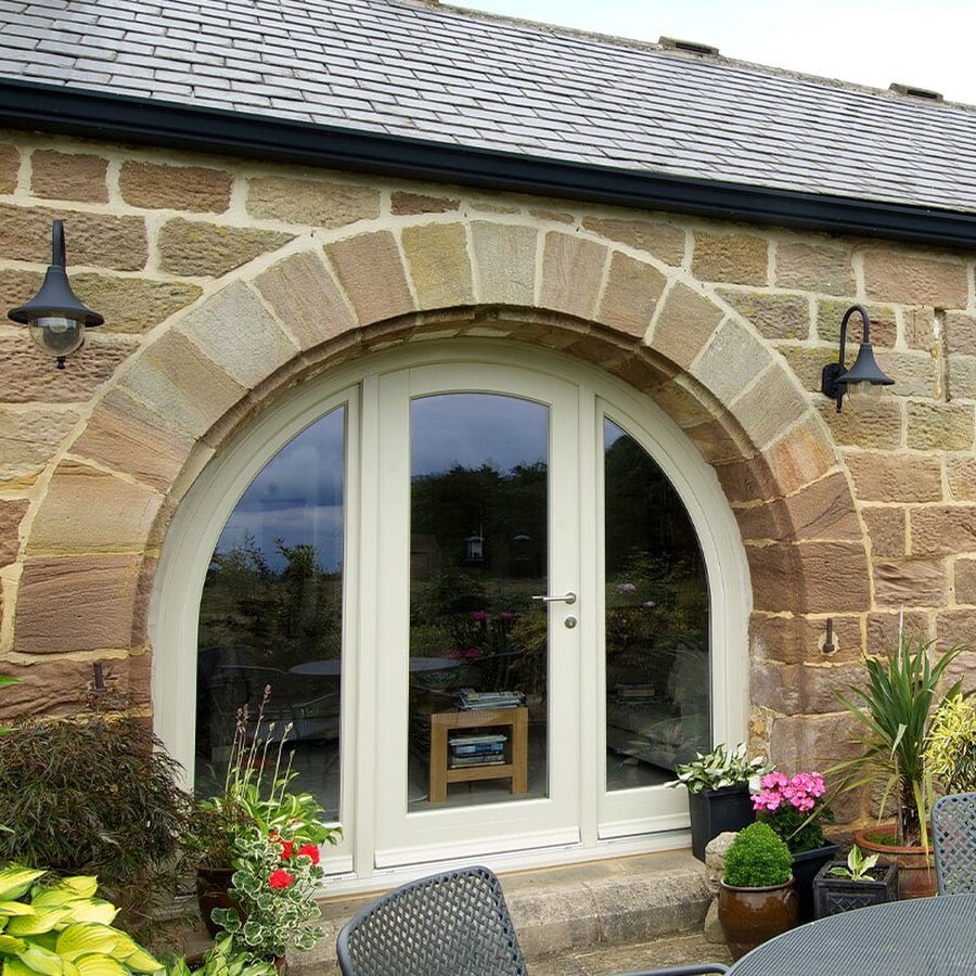 Mitre Lever Door Handle on Round Rose BLU KM060C 316 Stainless Steel ...