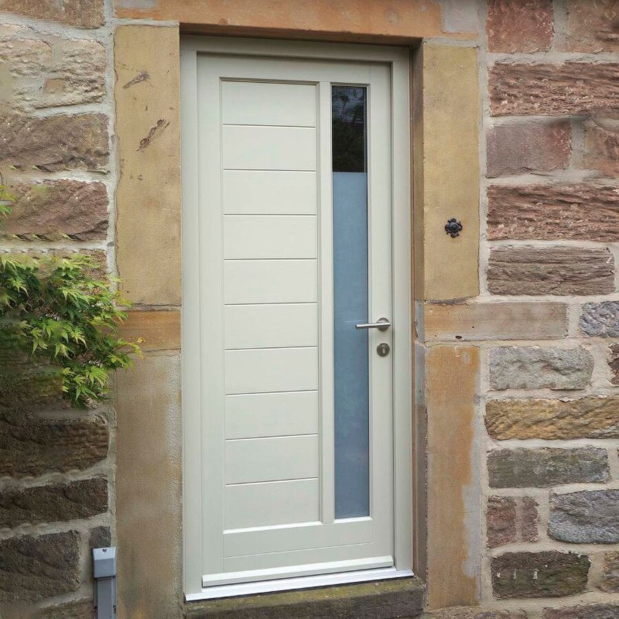 Mitre Lever Door Handle on Round Rose BLU KM060C 316 Stainless Steel ...